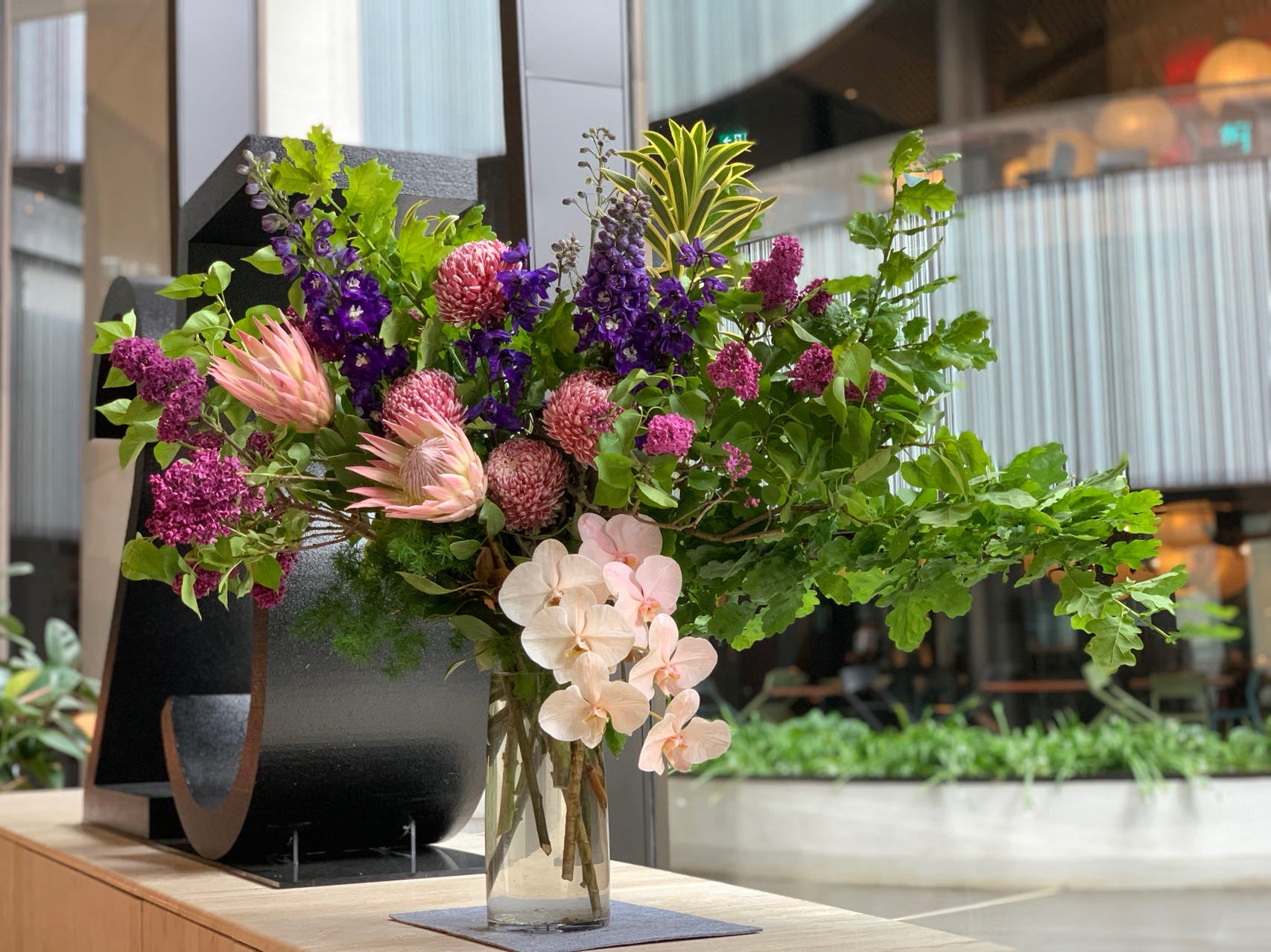 Weekly flower supply subscription